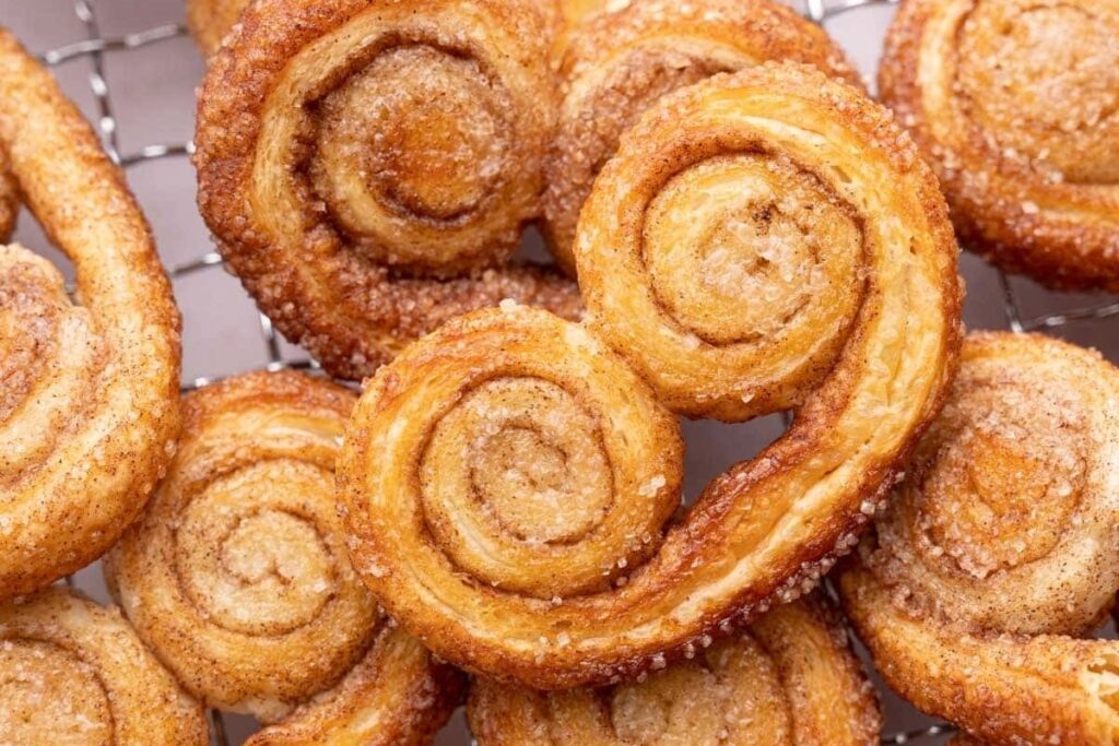 Bake Like a Pro: These 20 Puff Pastry Desserts Will Make You Insta ...