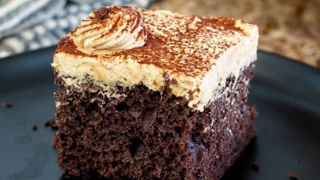 Say Goodbye to Scratch Baking—These Box Mix Cake Recipes Are ...