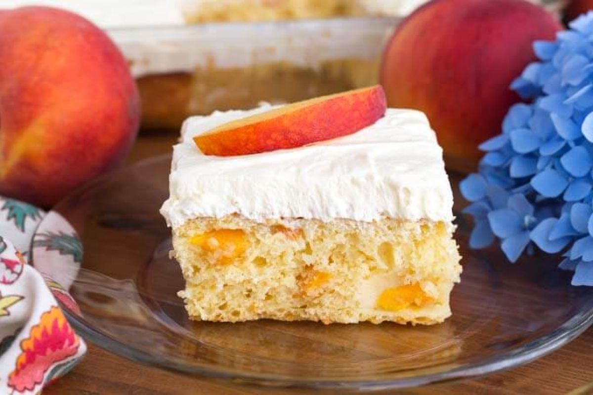 Fan-Favorite Potluck Desserts That Always Win the Crowd - The Hungry ...