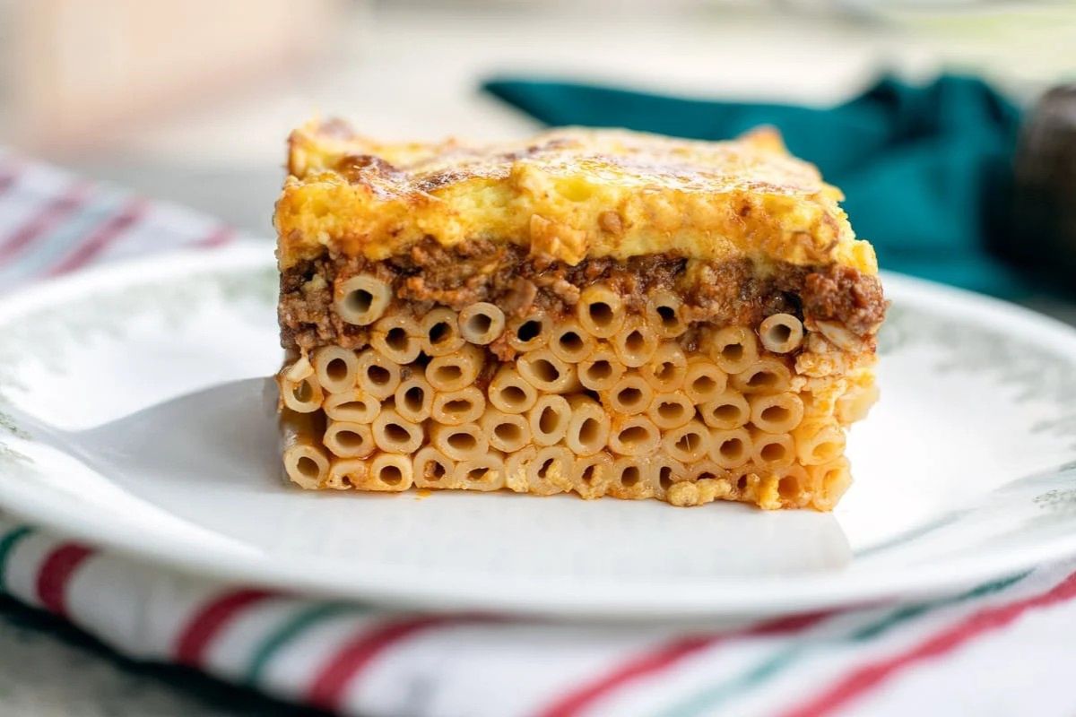 A Taste of Greece: 14 Dishes That Capture the Essence of the ...