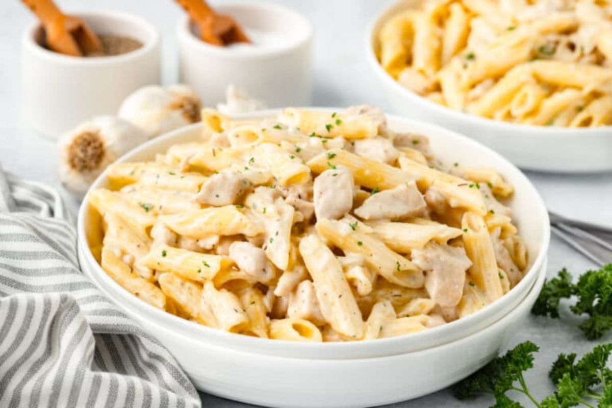 13 Creamy Dinners That Make Weeknights Feel Like a Treat - The Hungry ...