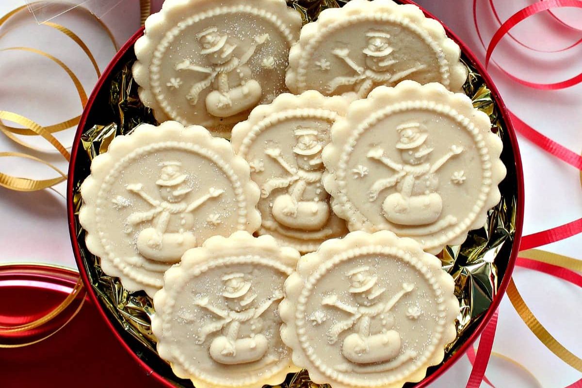 25 Christmas Candies So Good, Santa Will Steal Them - The Hungry Gourmet