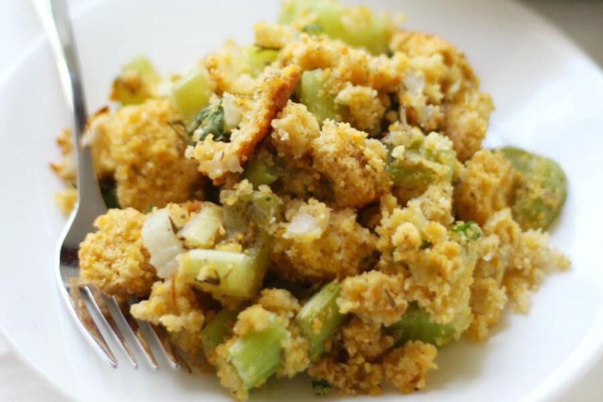 30 Thanksgiving Stuffings That Are Just as Good as the Main Course ...