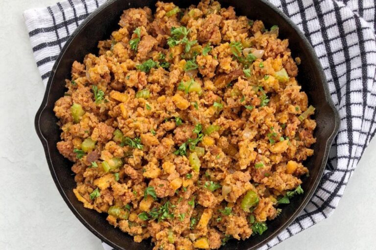 30 Thanksgiving Stuffings That Are Just as Good as the Main Course ...